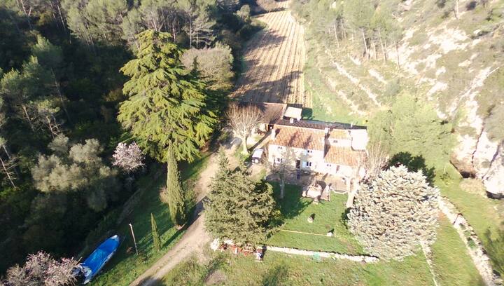 Charmant Studio, 38 M2, Milieu Des Vignes - Bandol