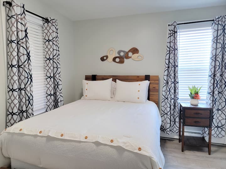 1 Bedroom Apartment - West Hartford, CT