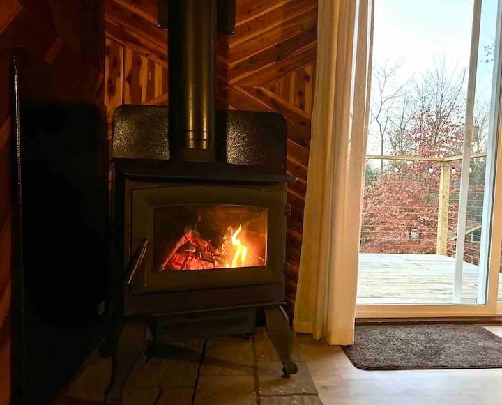 Lovely Cottage W/ Jacuzzi+woodstove! - Bethel, NY