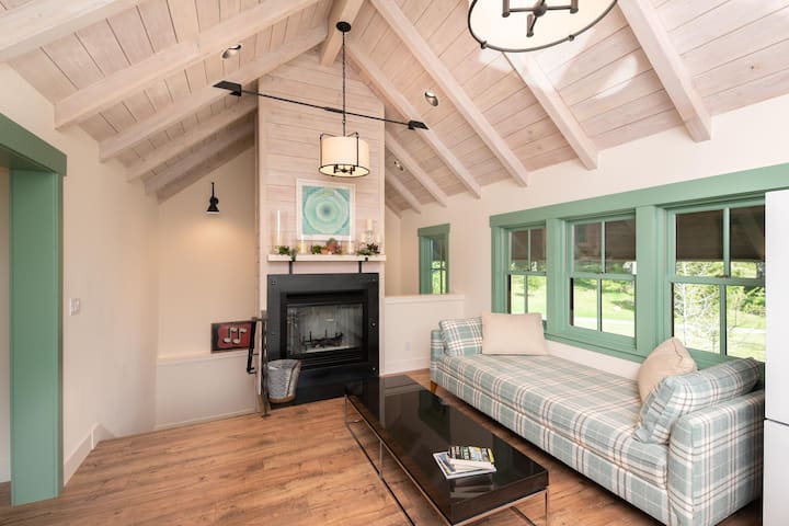 Beautiful Loft In An Extraordinary Meadow - Whidbey Island