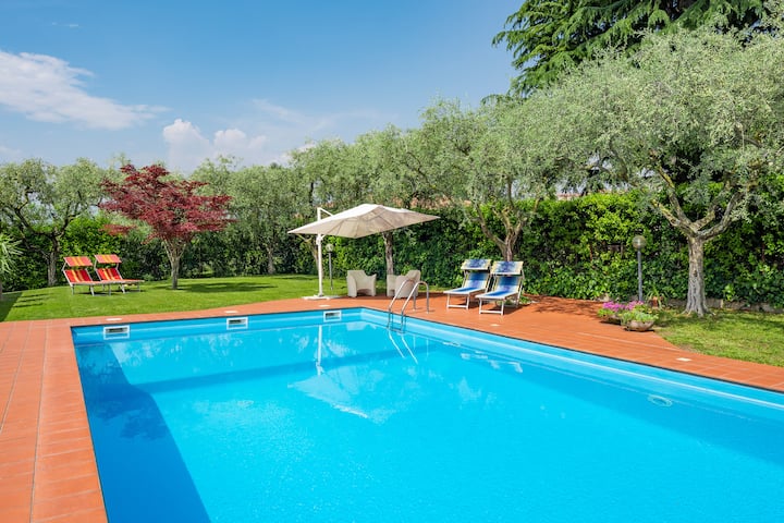 Appartamento Con Balcone E Piscina Privata - Bardolino