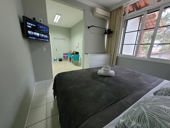 Peq. Conforto 2 Privado, Cama King, Wi-fi, Tv, Ar - Balneario Camboriú