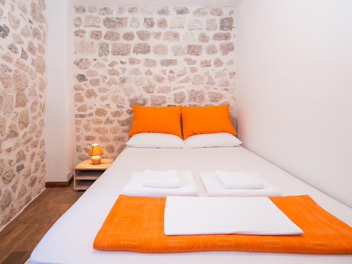 Apartments Ana - Comfort One Bedroom Apartment - Kotor