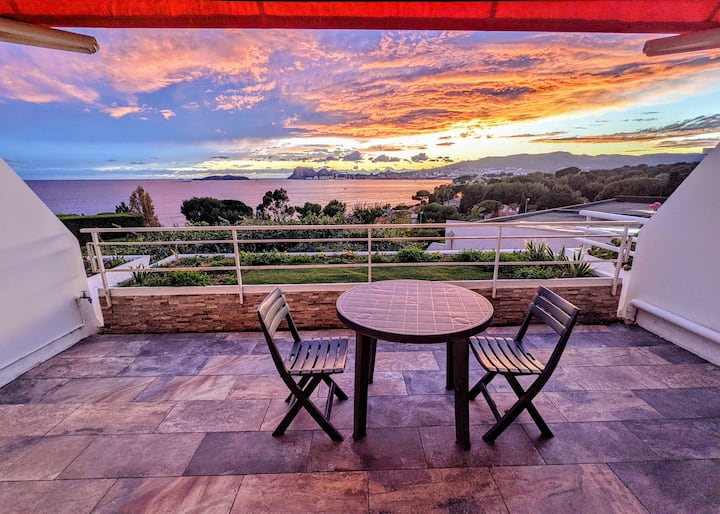 Charmant Appart 32m² Vue Mer 200m Plages/commerces - La Ciotat