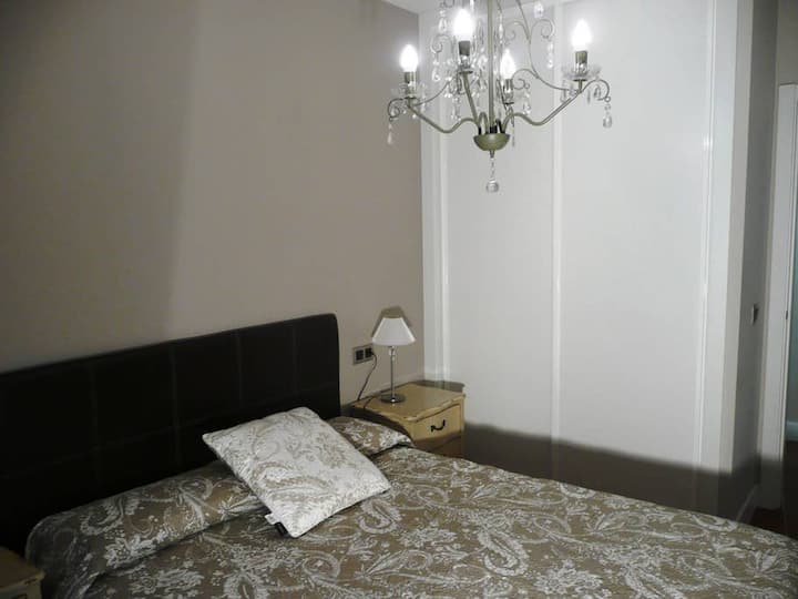 Salamanca Centro Apartamentos - 2 Dormitorios (1a) - Salamanca, Spain