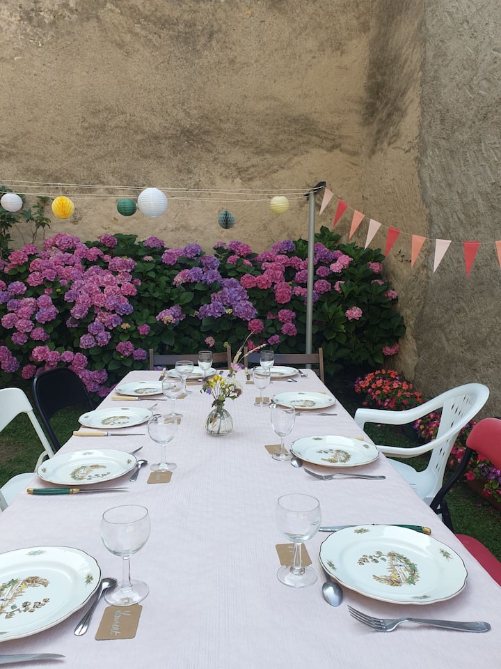 Maison De Famille Chaleureuse Et Conviviale ! - Mariol