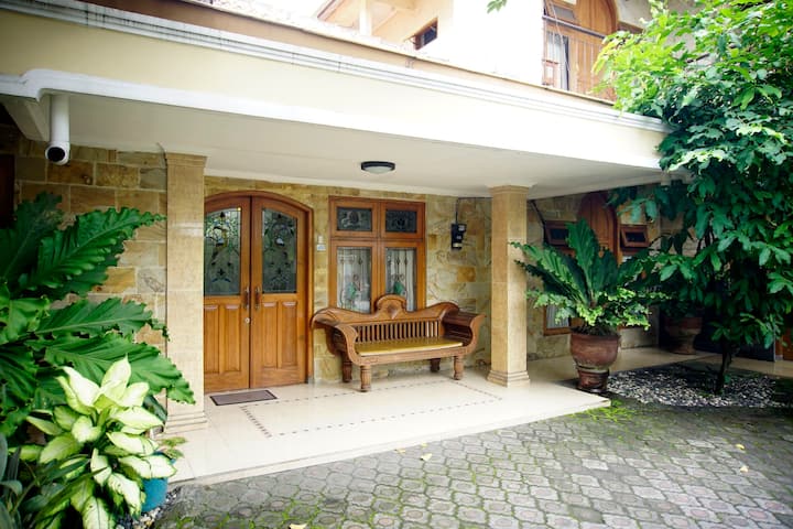 Seturan Homy House Near Airport (Free Itinerary) - Yogyakarta