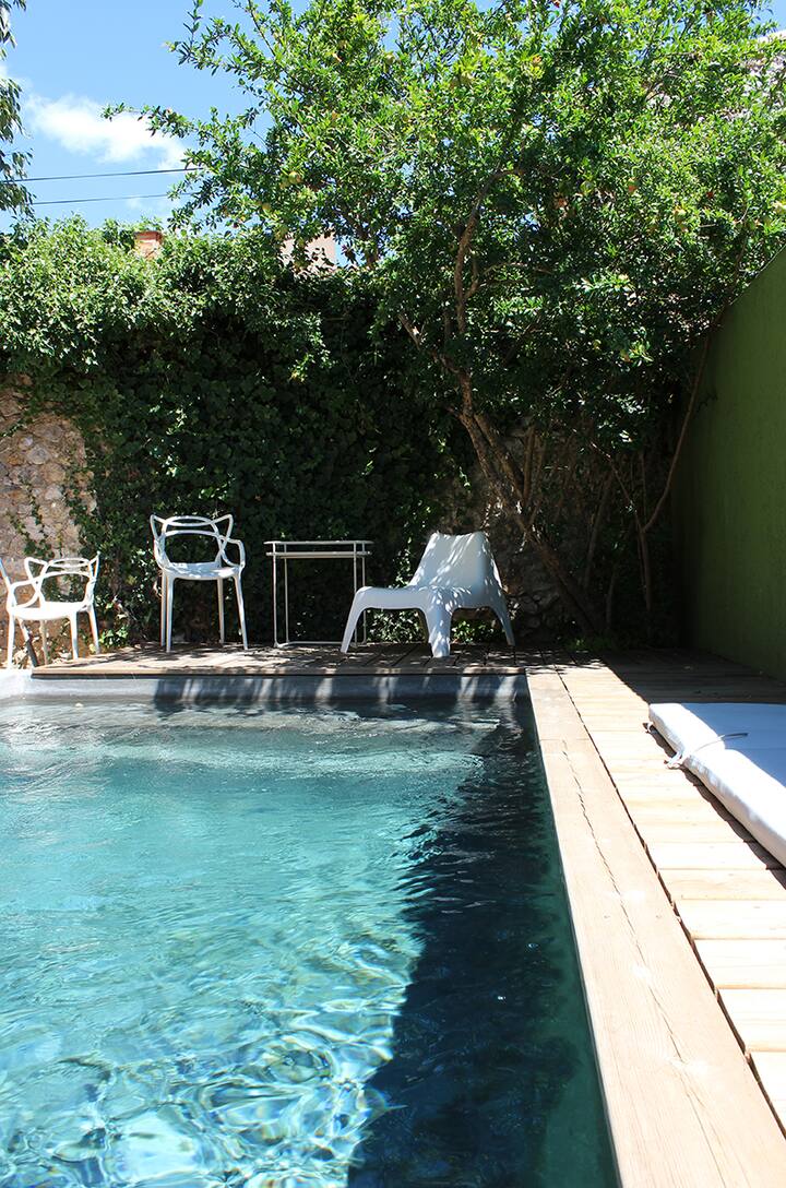 Jolie Maison De Village Avec Piscine - Frankreich