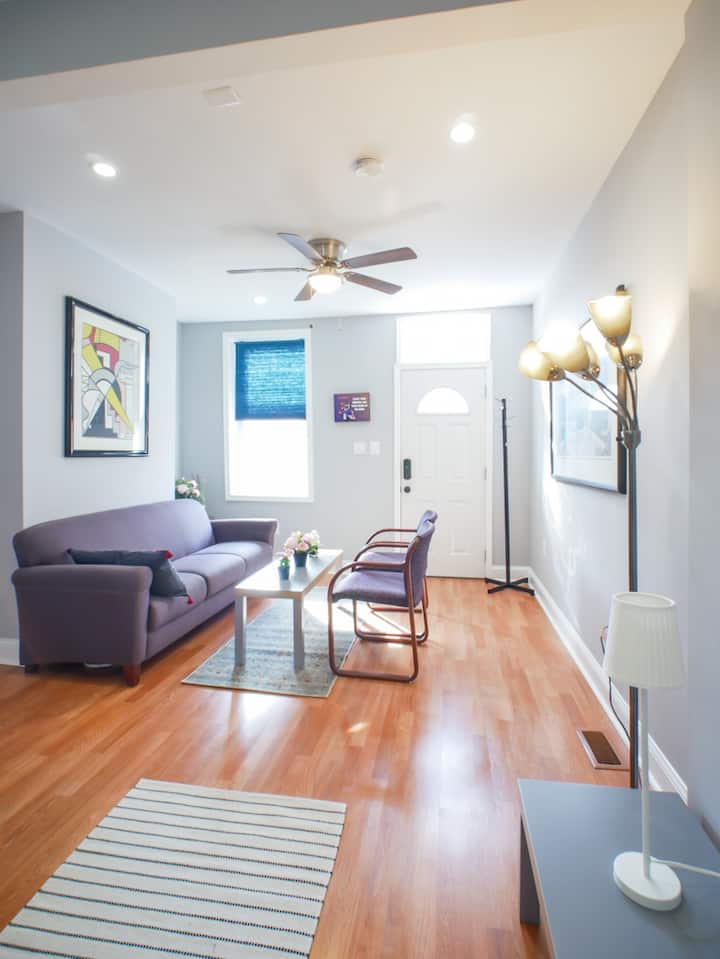 Blossom Room - Affordable Stay Close To Downtown - Baltimore, MD