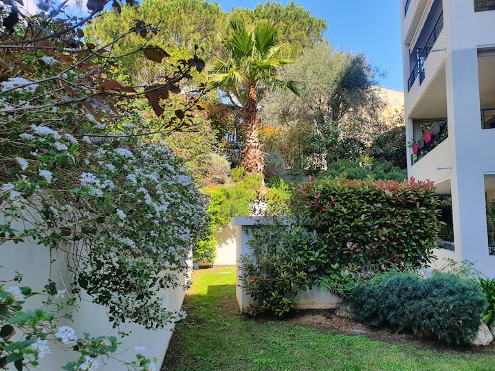 Studio 4* A/c Terrasse Mer & Plage, Parking - Monaco