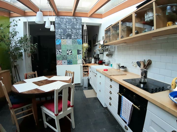 La Petite Maison Dans L'impasse. Pour Famille - Brüssel Region, Belgien