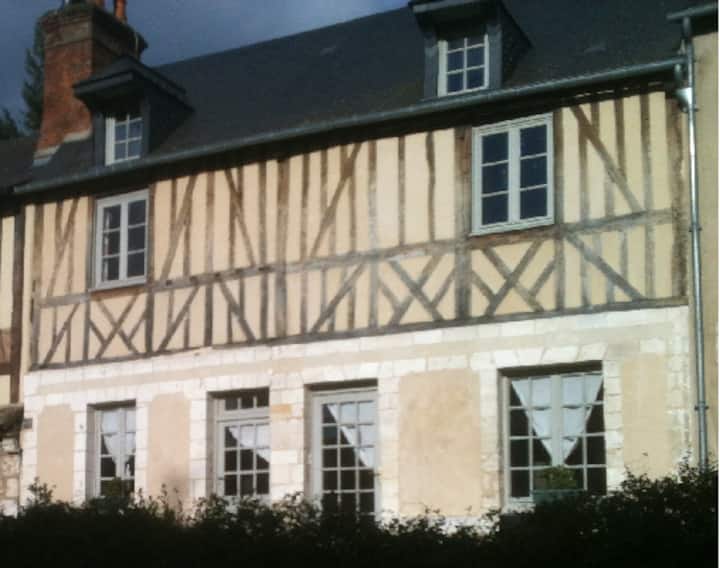 Normandie, 6 Pers, 1h30 Paris, Proche A13 - Brionne