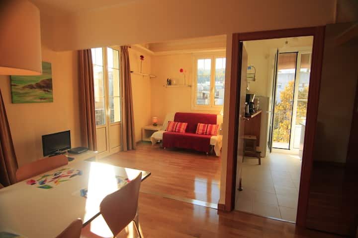 Joli Et Ensoleillé Appartement Au Centre Ville. - La Floresta