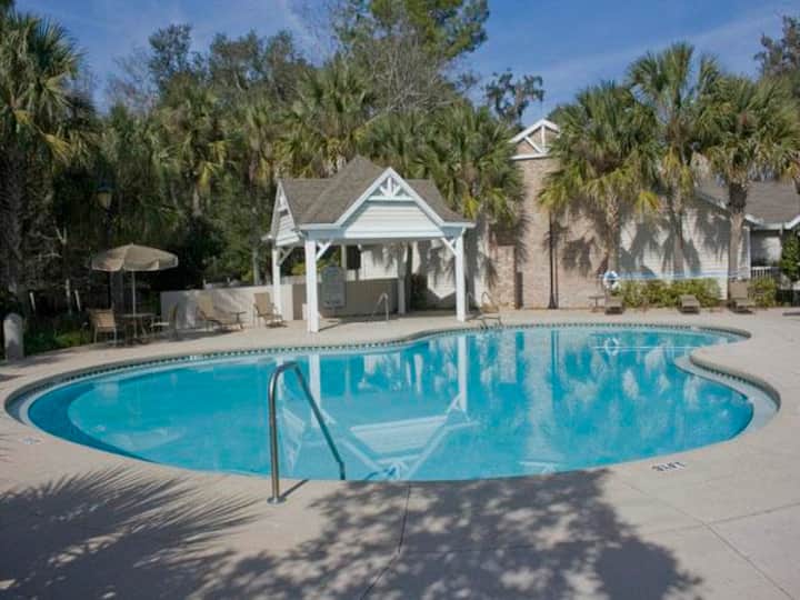 Cozy Retreat 2br Escape Near Celebration Pointe - Gainesville, FL