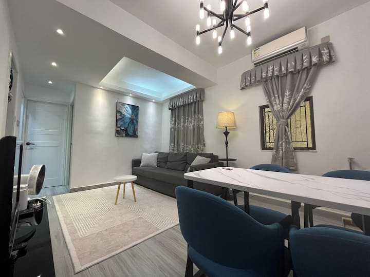 Comfy 3br Apartment 4 Min Tst Mtr - Hongkong
