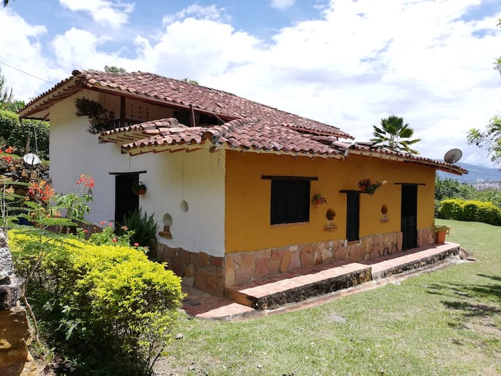 Hermosa Casa Campestre A 5 Mins De San Gil. - San Gil