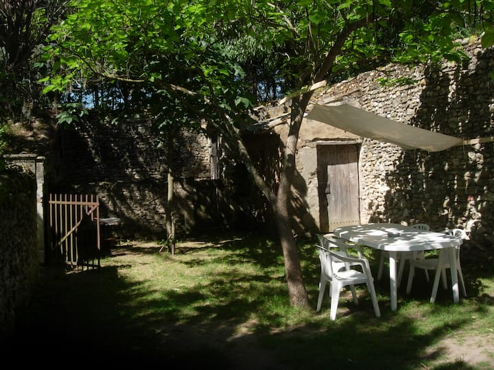 Gîte Ramona, 2 à 5 Personnes, Nid Pour Amoureux ! - Pont-Saint-Esprit