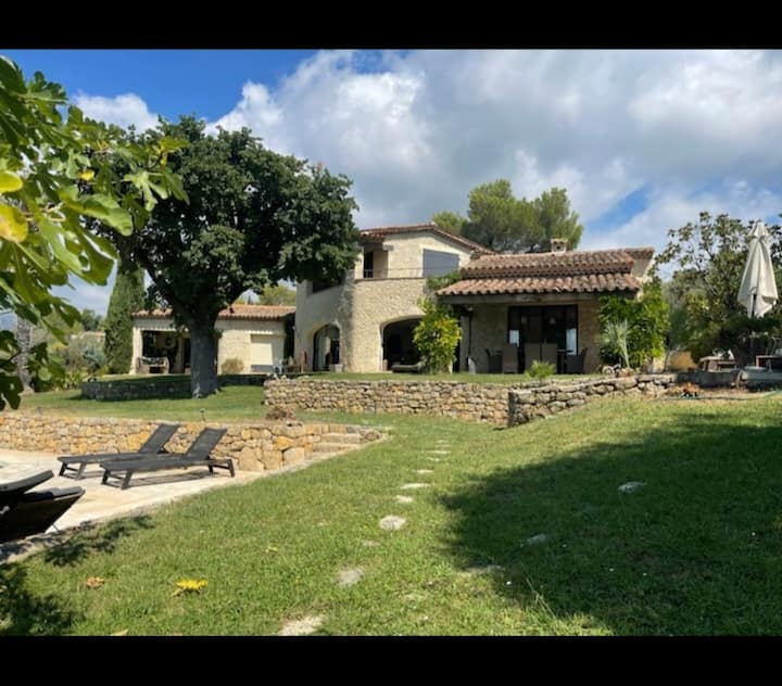 Maison Provençale à Mougins - Grasse