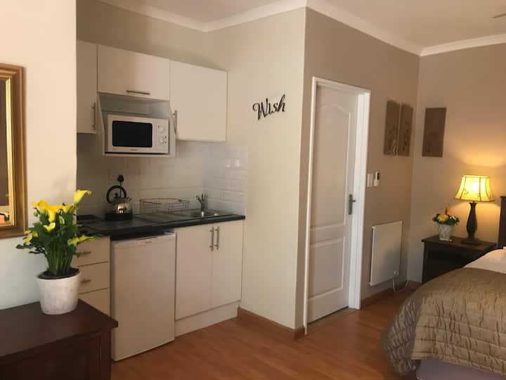 Self Catering Room At No 5 On Franschoek - Sandton