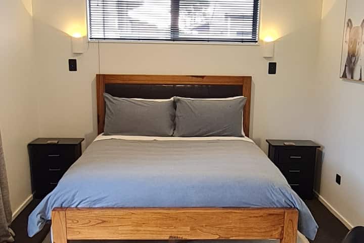 Redwood Accommodation. - Christchurch