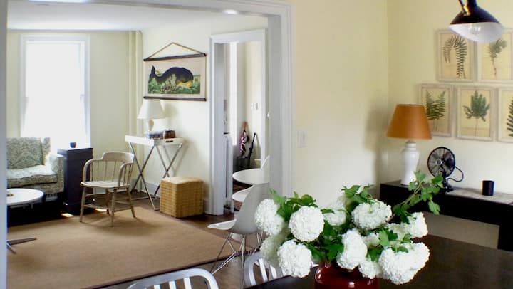 Bright And Spacious Hudson House! - Hudson Valley, NY