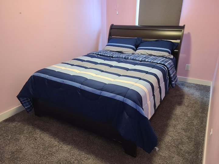 Winnipeg Love Room - Winnipeg