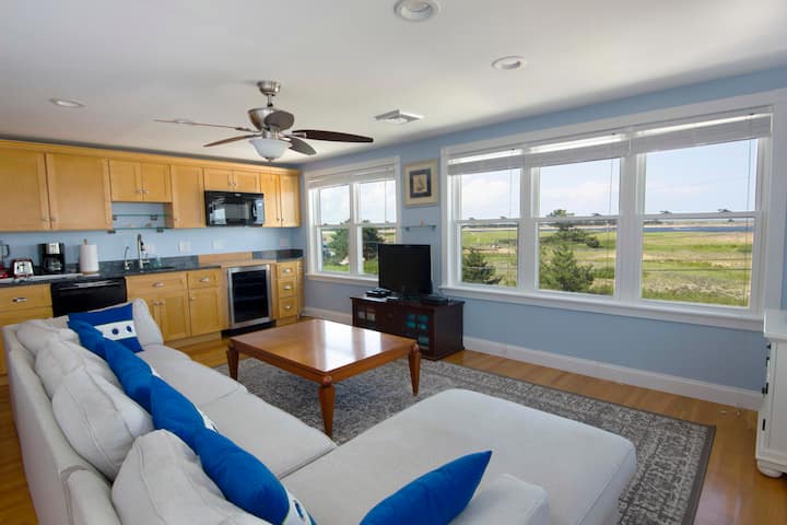 Accepting 2026 Bookings - Modern Expansive Beach Front Ocean View - Newburyport, MA