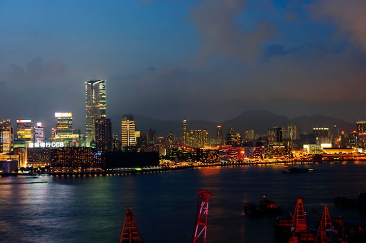 Partial Harbour View, Chic Studio In Wan Chai - Wan Chai