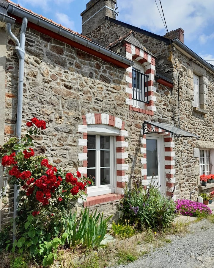 Jolie Petite Maison De Pêcheur - Lancieux
