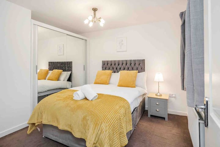 Stunning 3br House In Basildon - Basildon