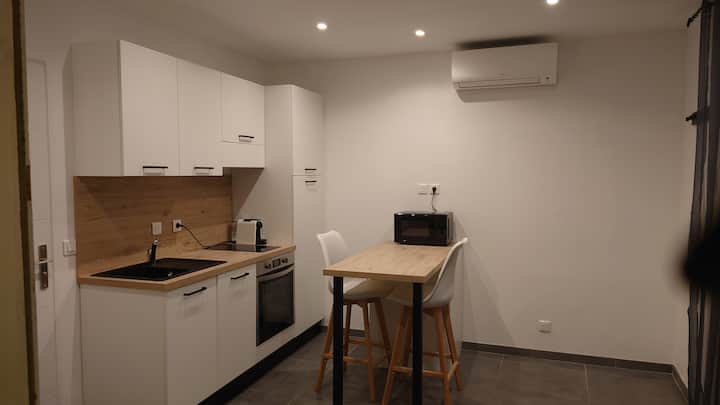 Appartement De La Tour - Bagnols-sur-Cèze