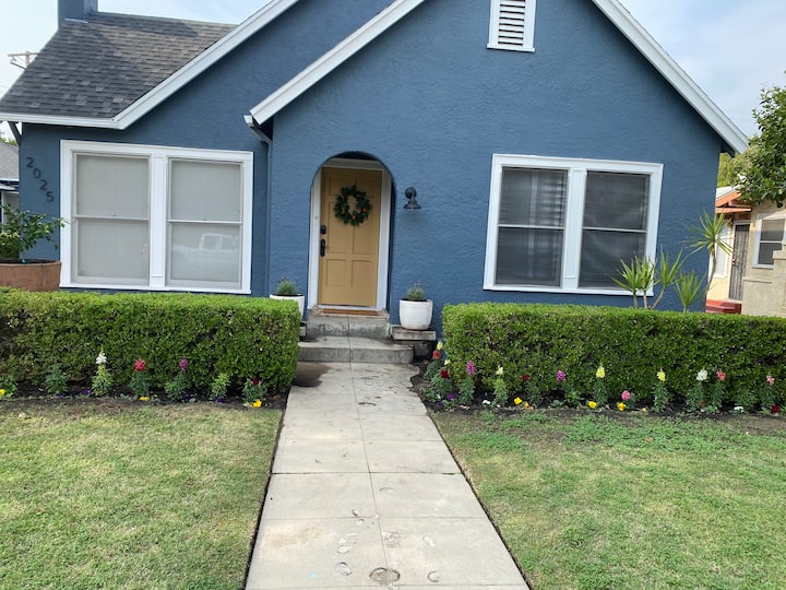 Fresno High Vintage Modern 3br-modern-scandi Home - Fresno, CA