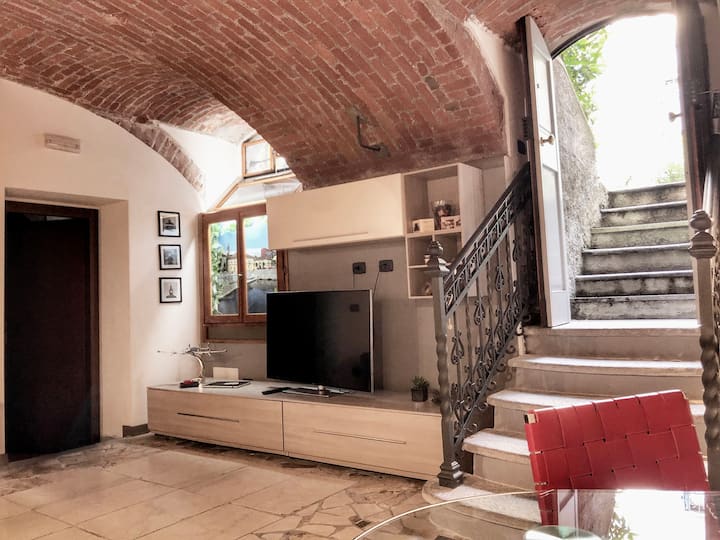 Guest House 91 (Centro Storico-navigli-darsena) - Milano