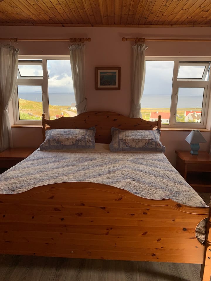 The Mermaids Garden; Cozy, With Irish Breakfast! - Doolin