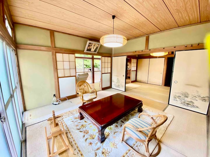 Close To Us Navy. Entire Big House - 横須賀市