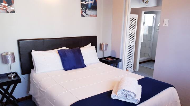 Leisure Lodge B&b And Self Catering Units. - East London