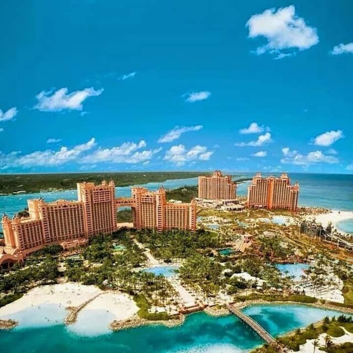 Island Life Condos - Nassau