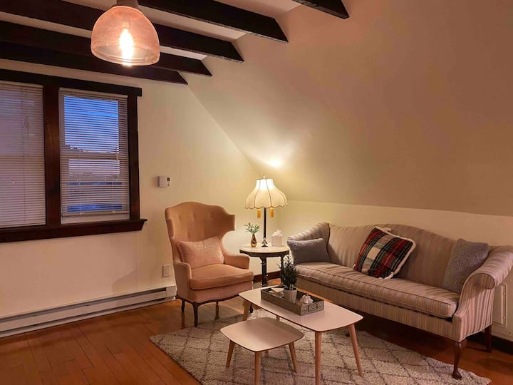 Cozy 1bd Apt Just 2 Blocks From The Beach! - Long Branch, NJ