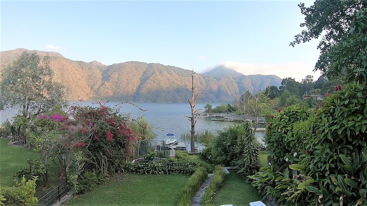 Atitlan Lake Front House At022 - San Lucas Tolimán