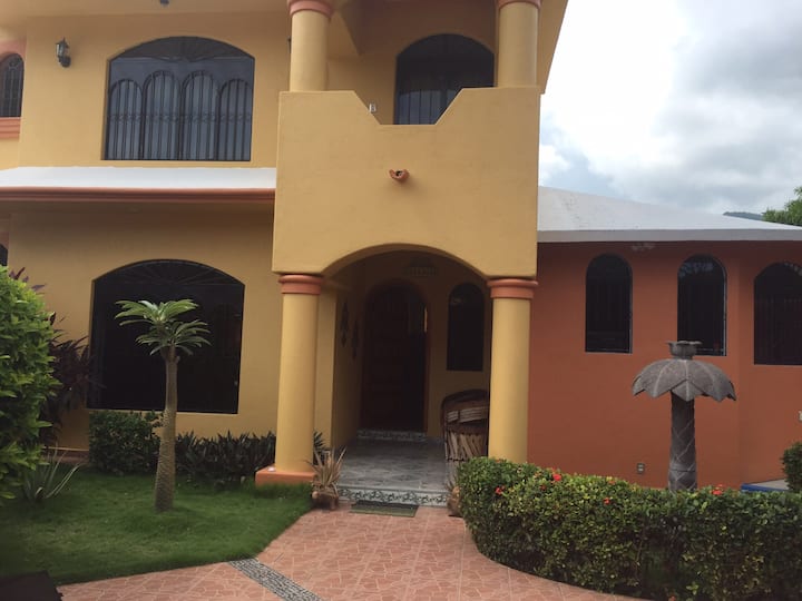 Casa Allegria In The ❤️ Of Zihuatanejo - Ixtapa Zihuatanejo