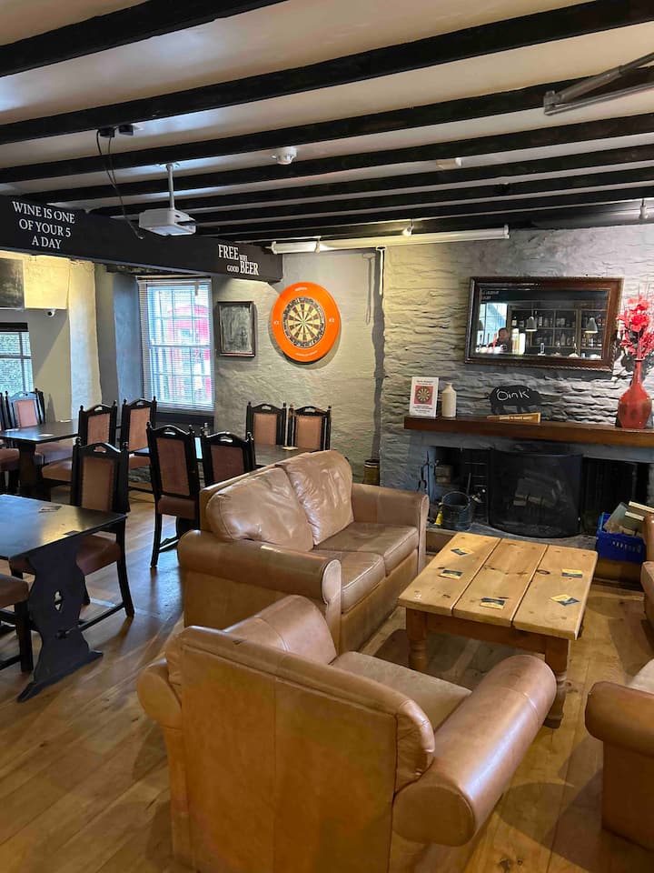 The Pickwick Inn Room 1 - Bigbury-on-Sea