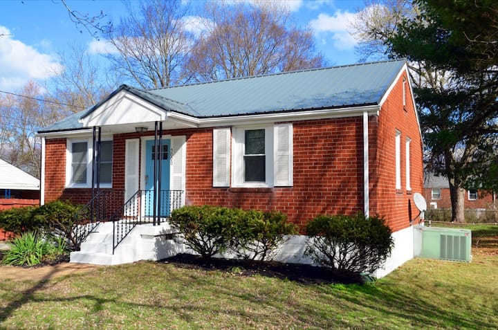Cute Cozy 2br Sleeps 8 Suburban Getaway Quiet Area - Brentwood, TN