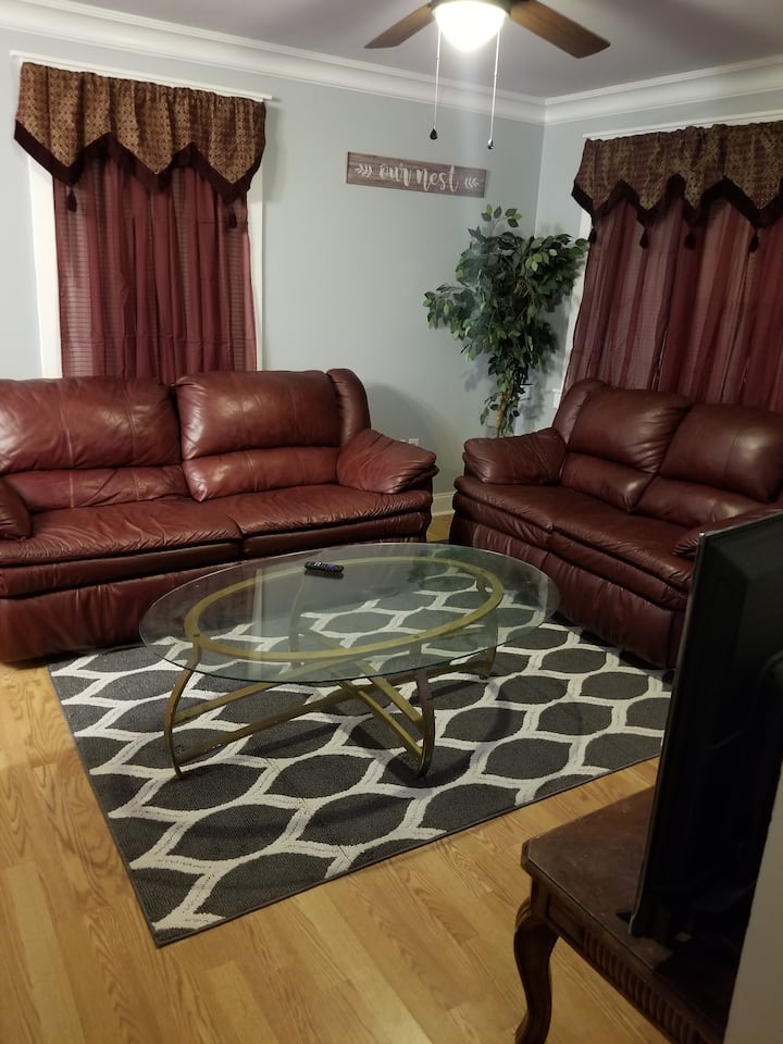 Home Away From Home Comfort - Savannah