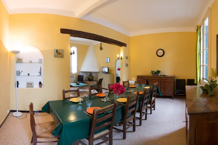 Maison Avec Piscine Dans Un Domaine Viticole - Montagnac