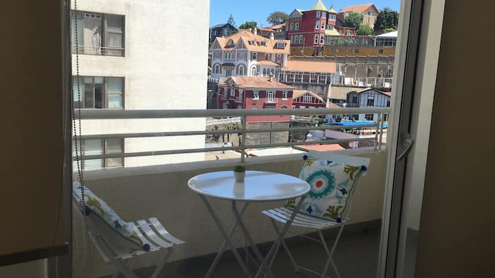 Lindo Depto Tipo Estudió .Pleno Centro De Víña - Valparaíso