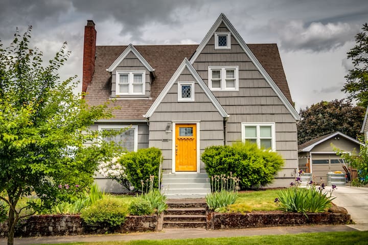 Roseway Basecamp  Near Pdx Airport - Portland, OR