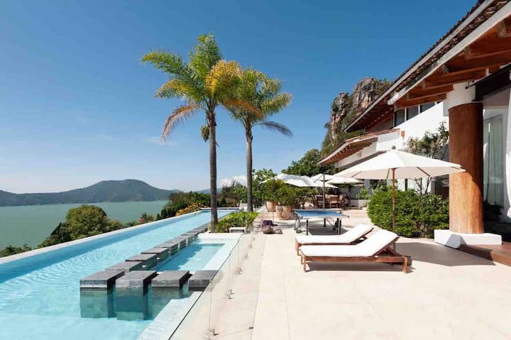 An Authentic Valle De Bravo Ultra Luxury Property. - Valle de Bravo