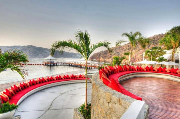 B Privilege Acapulco Pichilingue - Acapulco