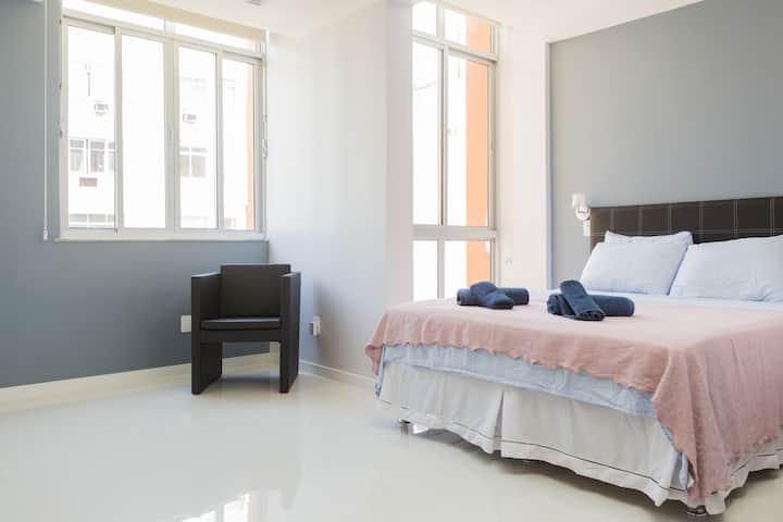 ★ Spotless Apt In Copa ★ Wifi ★ Tv ★ (A1) - Brasilien