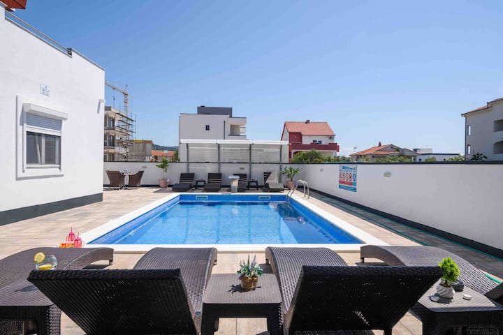 Apartment With Pool And Big Teracce ( Villa Eta) - Trogir